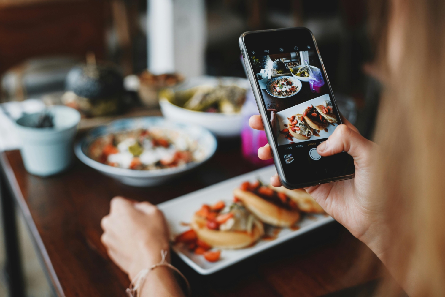 TikTok Marketing For Restaurants: How To Turn Views Into Online Orders