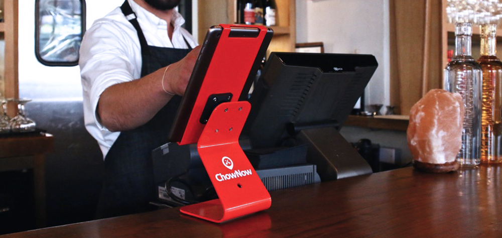 4 Reasons Not to Use Your Restaurant POS for Online Ordering